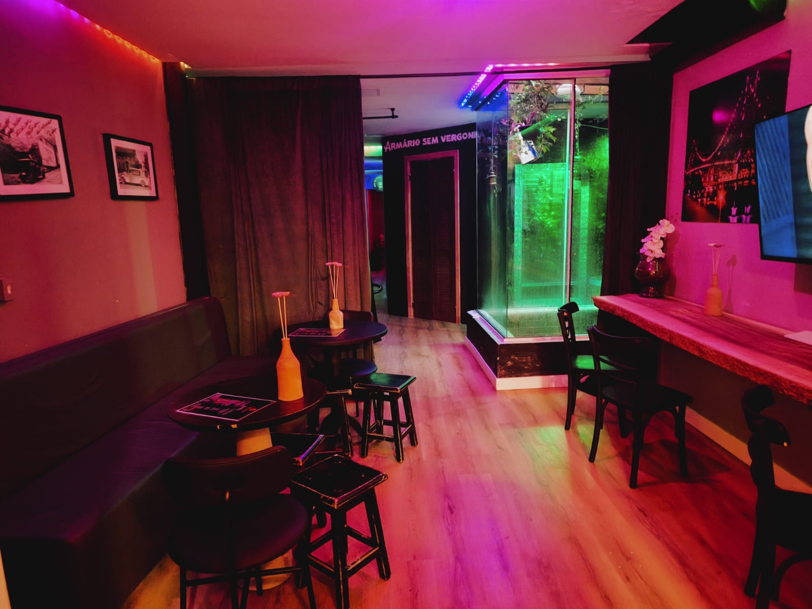 Florianópolis ganha novo cruising bar: Rapáshh promete liberdade sexual ...